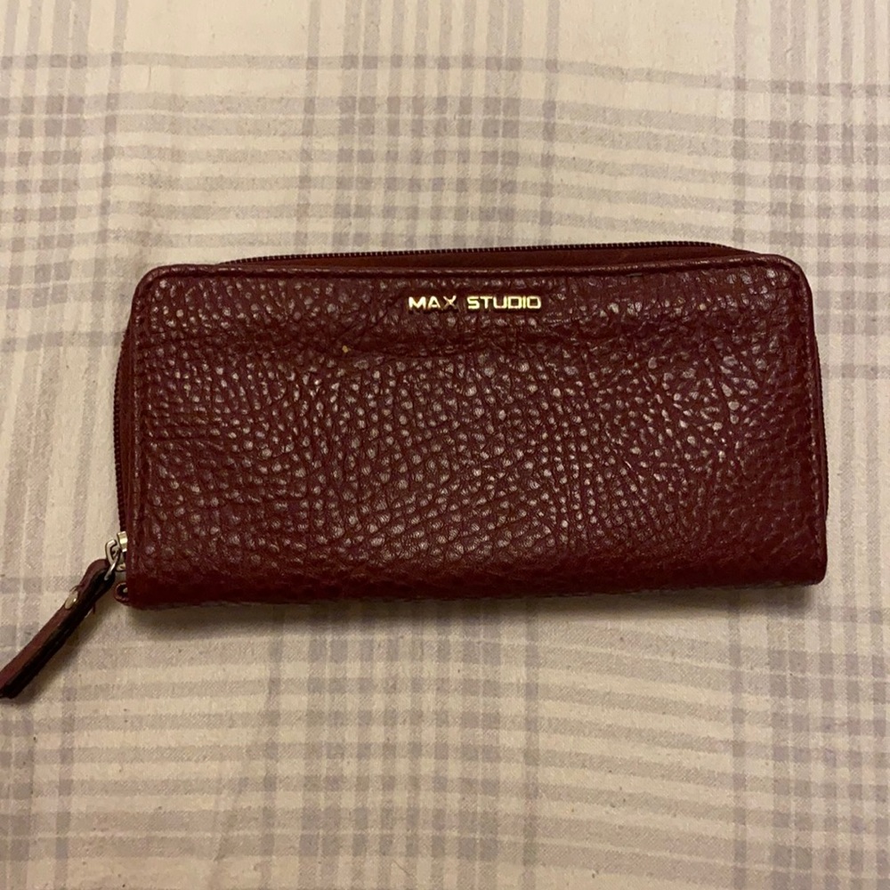 Max Studio Wallet - Gem
